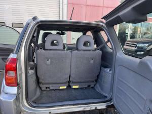 Pelēks Toyota RAV4 2002 Tauragė, ar dzinēja tilpumu 2.00 L un nobraukumu 182 tūkst. km par 3100 €, foto 12 vietnē AUTOMOTO.COM.LV