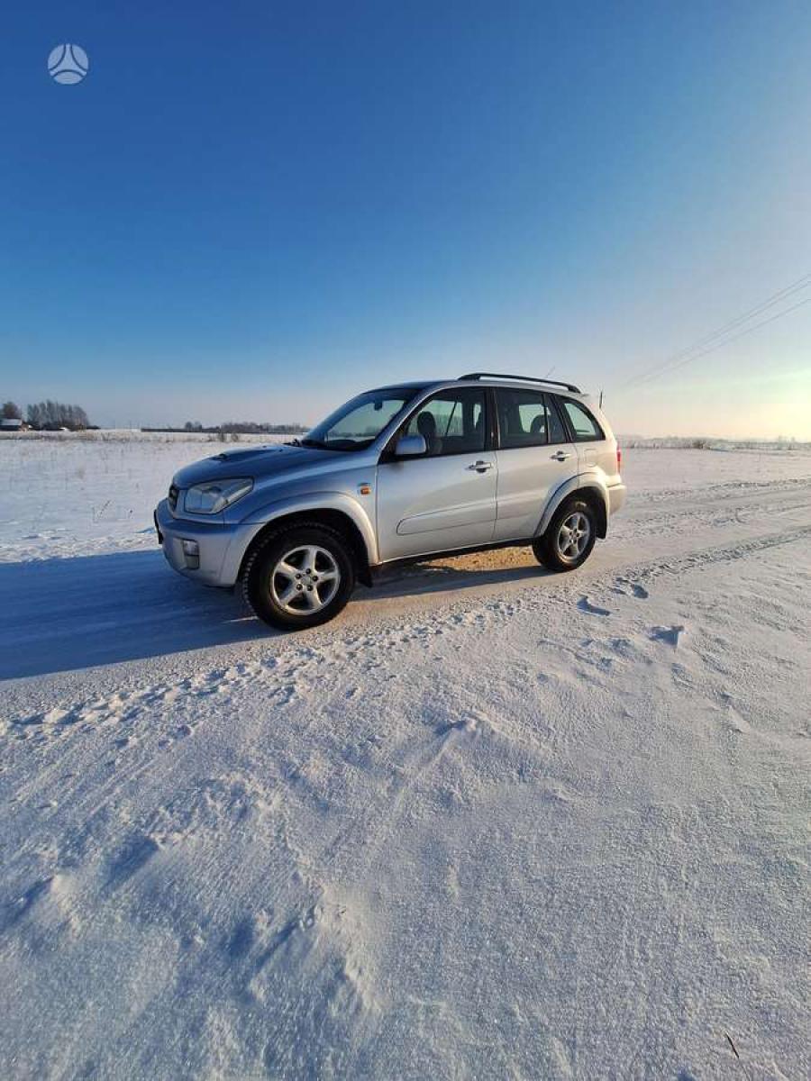 Pelēks Toyota RAV4 2003 Šilutė, ar dzinēja tilpumu 2.00 L un nobraukumu 344 tūkst. km par 2400 €, foto 5 vietnē AUTOMOTO.COM.LV