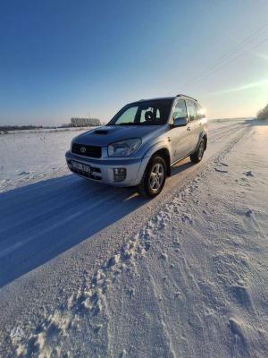 Pelēks Toyota RAV4 2003 Šilutė, ar dzinēja tilpumu 2.00 L un nobraukumu 344 tūkst. km par 2400 €, foto 6 vietnē AUTOMOTO.COM.LV