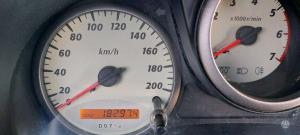 Pelēks Toyota RAV4 2003 Zarasai, ar dzinēja tilpumu 2.00 L un nobraukumu 183 tūkst. km par 2850 €, foto 6 vietnē AUTOMOTO.COM.LV