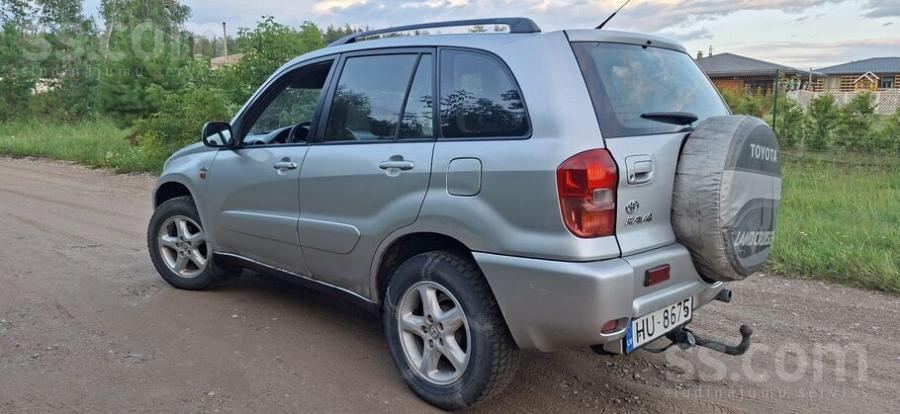 Pelēks Toyota RAV4 2003 Daugavpils, ar dzinēja tilpumu 2.00 L un nobraukumu 0 tūkst. km par 1450 €, foto 8 vietnē AUTOMOTO.COM.LV