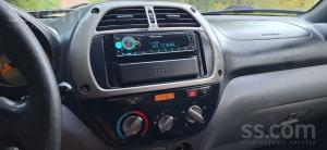 Pelēks Toyota RAV4 2003 Daugavpils, ar dzinēja tilpumu 2.00 L un nobraukumu 0 tūkst. km par 1450 €, foto 13 vietnē AUTOMOTO.COM.LV