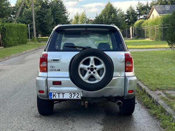 Серый Тойота РАВ 4 2003 в Вильнюс, объемом двигателя 2.00 л и пробегом 350 тыс. км за 2050 €, фото 6 на AUTOMOTO.COM.LV