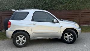 Pelēks Toyota RAV4 2003 Viļņa, ar dzinēja tilpumu 2.00 L un nobraukumu 180 tūkst. km par 2100 €, foto 12 vietnē AUTOMOTO.COM.LV