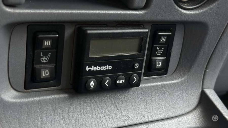 Pelēks Toyota RAV4 2003 Viļņa, ar dzinēja tilpumu 2.00 L un nobraukumu 180 tūkst. km par 2100 €, foto 18 vietnē AUTOMOTO.COM.LV