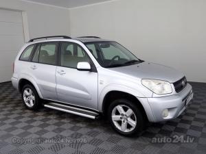 Pelēks Toyota RAV4 2004 Tallina, ar dzinēja tilpumu 2.00 L un nobraukumu 287 tūkst. km par 2599 €, foto  vietnē AUTOMOTO.COM.LV
