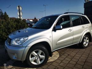 Pelēks Toyota RAV4 2004 Viļņa, ar dzinēja tilpumu 2.00 L un nobraukumu 255 tūkst. km par 3450 €, foto 5 vietnē AUTOMOTO.COM.LV