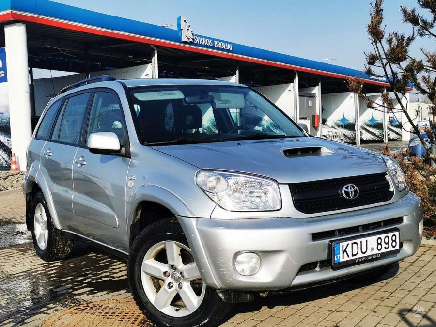 Pelēks Toyota RAV4 2004 Viļņa, ar dzinēja tilpumu 2.00 L un nobraukumu 255 tūkst. km par 3450 €, foto 7 vietnē AUTOMOTO.COM.LV