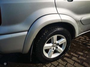 Pelēks Toyota RAV4 2004 Viļņa, ar dzinēja tilpumu 2.00 L un nobraukumu 255 tūkst. km par 3450 €, foto 18 vietnē AUTOMOTO.COM.LV