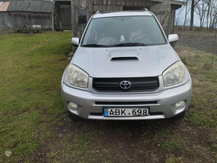 Grey Toyota RAV4 2005 in Kelme, with an engine capacity of 2.00 L and mileage of 274 thousand km for 1500 €, photo 4 on AUTOMOTO.COM.LV
