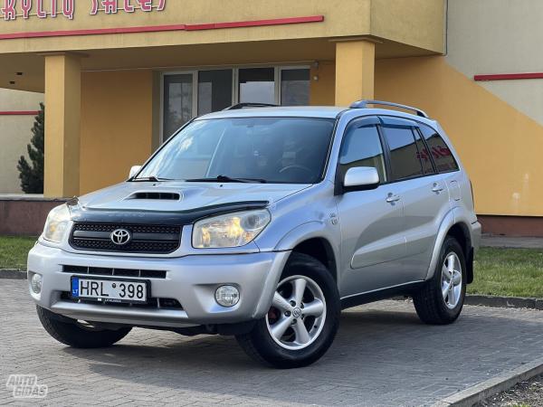 Grey Toyota RAV4 2005 in Kaisiadorys, with an engine capacity of 2.00 L and mileage of 330 thousand km for 2200 €, photo 3 on AUTOMOTO.COM.LV