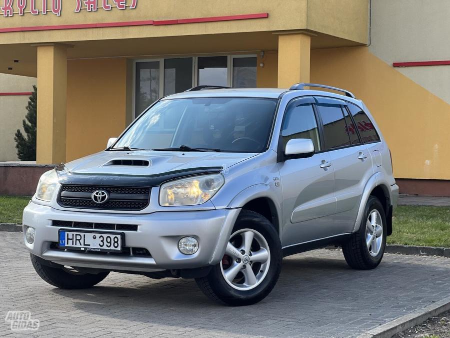 Pelēks Toyota RAV4 2005 Kaišiadorys, ar dzinēja tilpumu 2.00 L un nobraukumu 330 tūkst. km par 2200 €, foto 4 vietnē AUTOMOTO.COM.LV