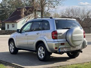 Pelēks Toyota RAV4 2005 Kaišiadorys, ar dzinēja tilpumu 2.00 L un nobraukumu 330 tūkst. km par 2200 €, foto 8 vietnē AUTOMOTO.COM.LV