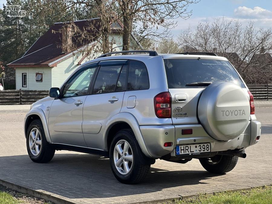 Pelēks Toyota RAV4 2005 Kaišiadorys, ar dzinēja tilpumu 2.00 L un nobraukumu 330 tūkst. km par 2200 €, foto 8 vietnē AUTOMOTO.COM.LV
