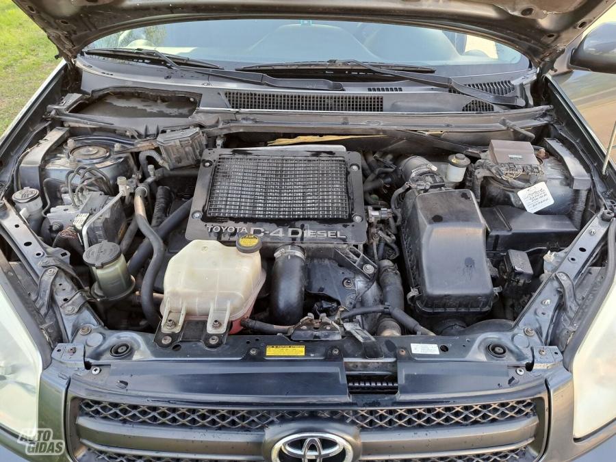 Pelēks Toyota RAV4 2005 Kauņa, ar dzinēja tilpumu 2.00 L un nobraukumu 237 tūkst. km par 3200 €, foto 13 vietnē AUTOMOTO.COM.LV