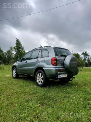 Серый Тойота РАВ 4 2005 в Даугавпилс, объемом двигателя 2.00 л и пробегом 263 тыс. км за 2750 €, фото 8 на AUTOMOTO.COM.LV