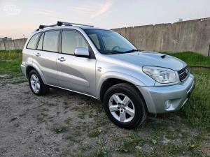 Grey Toyota RAV4 2005 in Marijampole, with an engine capacity of 2.00 L and mileage of 224 thousand km for 3599 €, photo  on AUTOMOTO.COM.LV