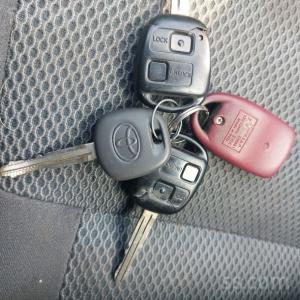 Grey Toyota RAV4 2005 in Bauska, with an engine capacity of 2.00 L and mileage of 270 thousand km for 2300 €, photo 14 on AUTOMOTO.COM.LV