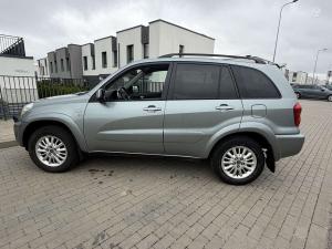 Pelēks Toyota RAV4 2005 Viļņa, ar dzinēja tilpumu 2.00 L un nobraukumu 250 tūkst. km par 3000 €, foto 10 vietnē AUTOMOTO.COM.LV