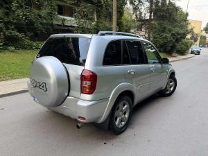 Grey Toyota RAV4 2005 in Vilnius, with an engine capacity of 2.00 L and mileage of 200 thousand km for 2999 €, photo 12 on AUTOMOTO.COM.LV