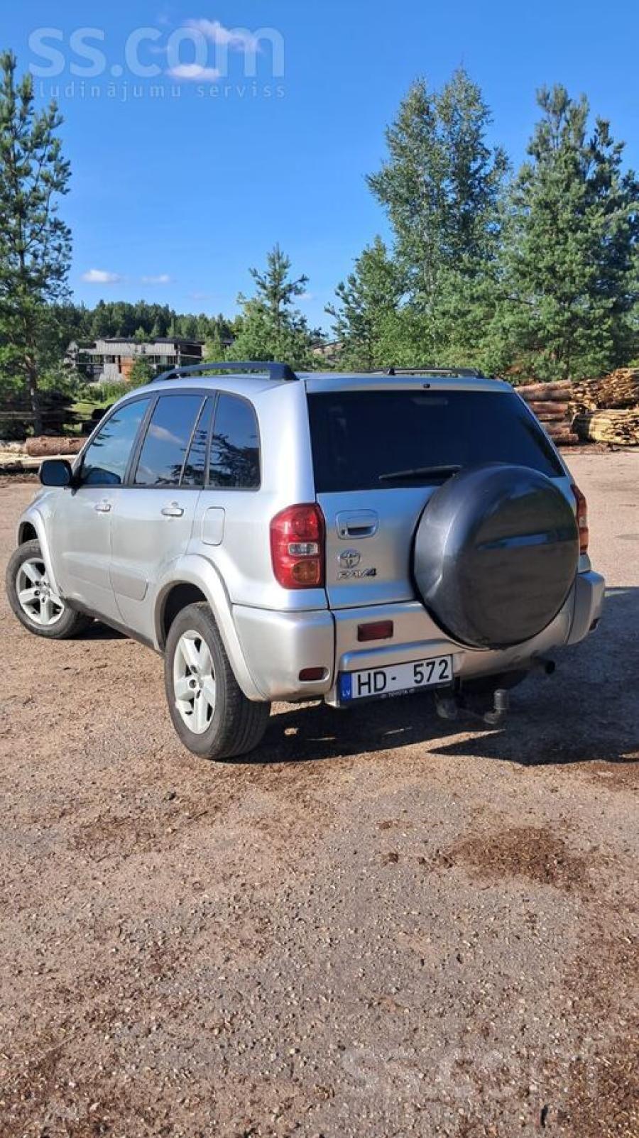 Pelēks Toyota RAV4 2005 Daugavpils, ar dzinēja tilpumu 2.00 L un nobraukumu 244 tūkst. km par 1850 €, foto 7 vietnē AUTOMOTO.COM.LV