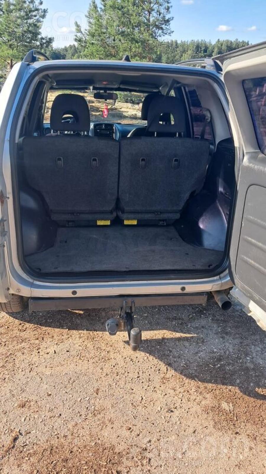 Pelēks Toyota RAV4 2005 Daugavpils, ar dzinēja tilpumu 2.00 L un nobraukumu 244 tūkst. km par 1850 €, foto 24 vietnē AUTOMOTO.COM.LV