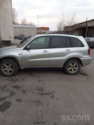 Grey Toyota RAV4 2005 in Riga, with an engine capacity of 2.00 L and mileage of 232 thousand km for 3000 €, photo  on AUTOMOTO.COM.LV