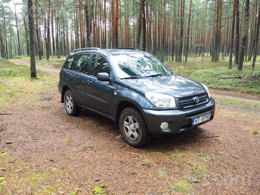 Pelēks Toyota RAV4 2005 Rīga, ar dzinēja tilpumu 2.00 L un nobraukumu 269 tūkst. km par 3250 €, foto 5 vietnē AUTOMOTO.COM.LV