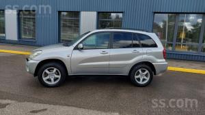 Grey Toyota RAV4 2005 in Riga, with an engine capacity of 2.00 L and mileage of 232 thousand km for 2950 €, photo 27 on AUTOMOTO.COM.LV