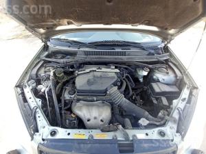 Grey Toyota RAV4 2005 in Daugavpils, with an engine capacity of 2.00 L and mileage of 0 thousand km for 3450 €, photo 11 on AUTOMOTO.COM.LV