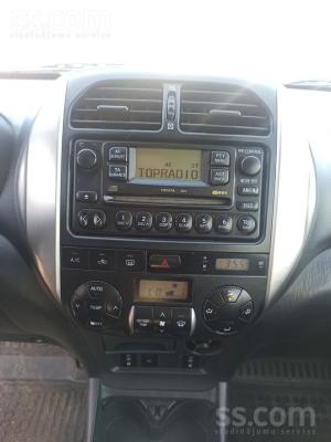 Grey Toyota RAV4 2005 in Daugavpils, with an engine capacity of 2.00 L and mileage of 0 thousand km for 3450 €, photo 26 on AUTOMOTO.COM.LV