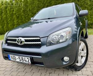Pelēks Toyota RAV4 2006 Rīga, ar dzinēja tilpumu 2.20 L un nobraukumu 0 tūkst. km par 3150 €, foto 2 vietnē AUTOMOTO.COM.LV