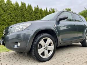 Pelēks Toyota RAV4 2006 Rīga, ar dzinēja tilpumu 2.20 L un nobraukumu 0 tūkst. km par 3150 €, foto 5 vietnē AUTOMOTO.COM.LV