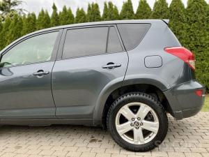 Pelēks Toyota RAV4 2006 Rīga, ar dzinēja tilpumu 2.20 L un nobraukumu 0 tūkst. km par 3150 €, foto 11 vietnē AUTOMOTO.COM.LV