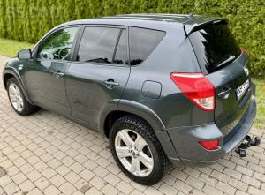 Pelēks Toyota RAV4 2006 Rīga, ar dzinēja tilpumu 2.20 L un nobraukumu 0 tūkst. km par 3150 €, foto 13 vietnē AUTOMOTO.COM.LV