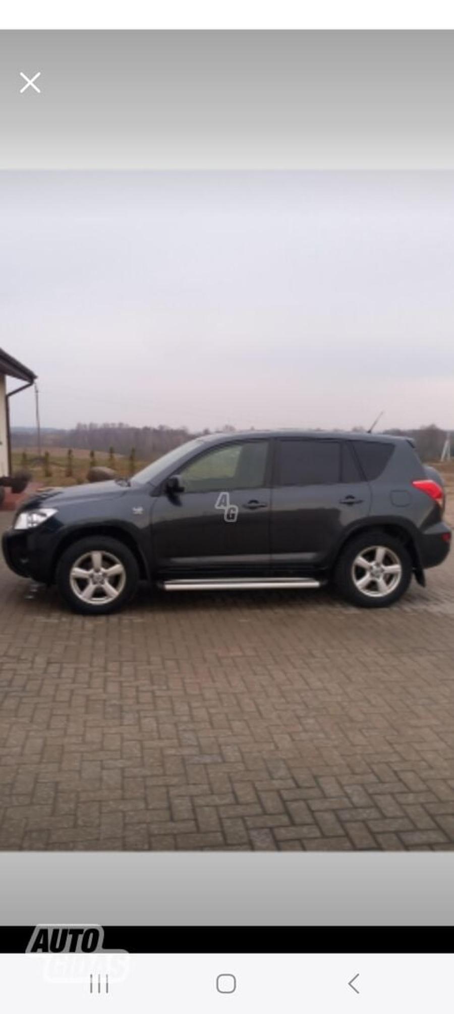 Pelēks Toyota RAV4 2006 Viļņa, ar dzinēja tilpumu 2.20 L un nobraukumu 4000 tūkst. km par 4750 €, foto 1 vietnē AUTOMOTO.COM.LV