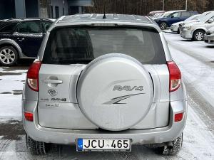 Pelēks Toyota RAV4 2006 Viļņa, ar dzinēja tilpumu 2.23 L un nobraukumu 256 tūkst. km par 2200 €, foto 4 vietnē AUTOMOTO.COM.LV