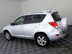 Grey Toyota RAV4 2006 in Tallinn, with an engine capacity of 2.20 L and mileage of 354 thousand km for 2999 €, photo 4 on AUTOMOTO.COM.LV