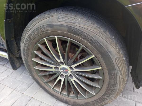 Pelēks Toyota RAV4 2006 Jelgava, ar dzinēja tilpumu 2.20 L un nobraukumu 258 tūkst. km par 3700 €, foto 7 vietnē AUTOMOTO.COM.LV
