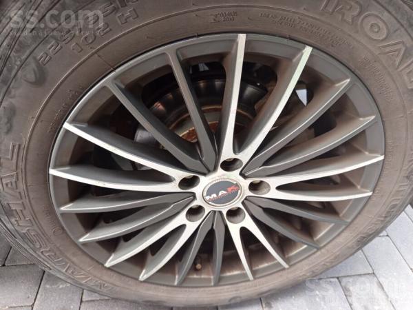 Pelēks Toyota RAV4 2006 Jelgava, ar dzinēja tilpumu 2.20 L un nobraukumu 258 tūkst. km par 3700 €, foto 8 vietnē AUTOMOTO.COM.LV