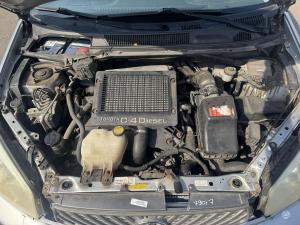 Pelēks Toyota RAV4 2006 Rīga, ar dzinēja tilpumu 2.00 L un nobraukumu 248 tūkst. km par 1690 €, foto 11 vietnē AUTOMOTO.COM.LV
