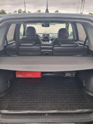 Grey Toyota RAV4 2006 in Siauliai, with an engine capacity of 2.23 L and mileage of 313 thousand km for 4150 €, photo 9 on AUTOMOTO.COM.LV