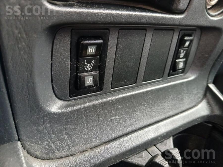 Pelēks Toyota RAV4 2006 Rīga, ar dzinēja tilpumu 2.00 L un nobraukumu 0 tūkst. km par 2290 €, foto 15 vietnē AUTOMOTO.COM.LV