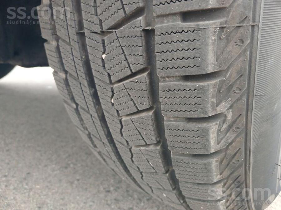 Pelēks Toyota RAV4 2006 Rīga, ar dzinēja tilpumu 2.00 L un nobraukumu 0 tūkst. km par 2290 €, foto 16 vietnē AUTOMOTO.COM.LV