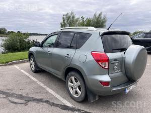 Серый Тойота РАВ 4 2006 в Рига, объемом двигателя 2.00 л и пробегом 203 тыс. км за 4500 €, фото 10 на AUTOMOTO.COM.LV