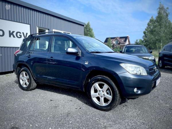 Pelēks Toyota RAV4 2007 Viļņa, ar dzinēja tilpumu 2.20 L un nobraukumu 297 tūkst. km par 5500 €, foto 8 vietnē AUTOMOTO.COM.LV