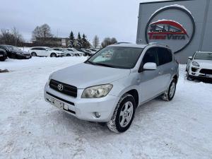Grey Toyota RAV4 2007 in Telschi, with an engine capacity of 2.20 L and mileage of 252 thousand km for 4999 €, photo  on AUTOMOTO.COM.LV