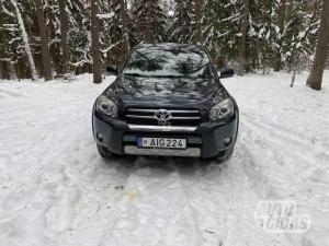 Grey Toyota RAV4 2007 in Vilnius, with an engine capacity of 2.20 L and mileage of 273 thousand km for 5100 €, photo 8 on AUTOMOTO.COM.LV