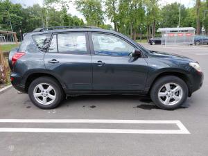 Pelēks Toyota RAV4 2007 Rīga, ar dzinēja tilpumu 2.00 L un nobraukumu 178 tūkst. km par 5300 €, foto 5 vietnē AUTOMOTO.COM.LV