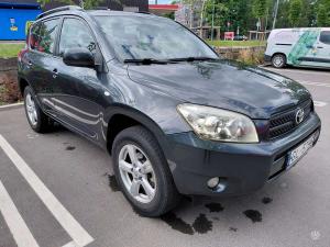 Pelēks Toyota RAV4 2007 Rīga, ar dzinēja tilpumu 2.00 L un nobraukumu 178 tūkst. km par 5300 €, foto 6 vietnē AUTOMOTO.COM.LV